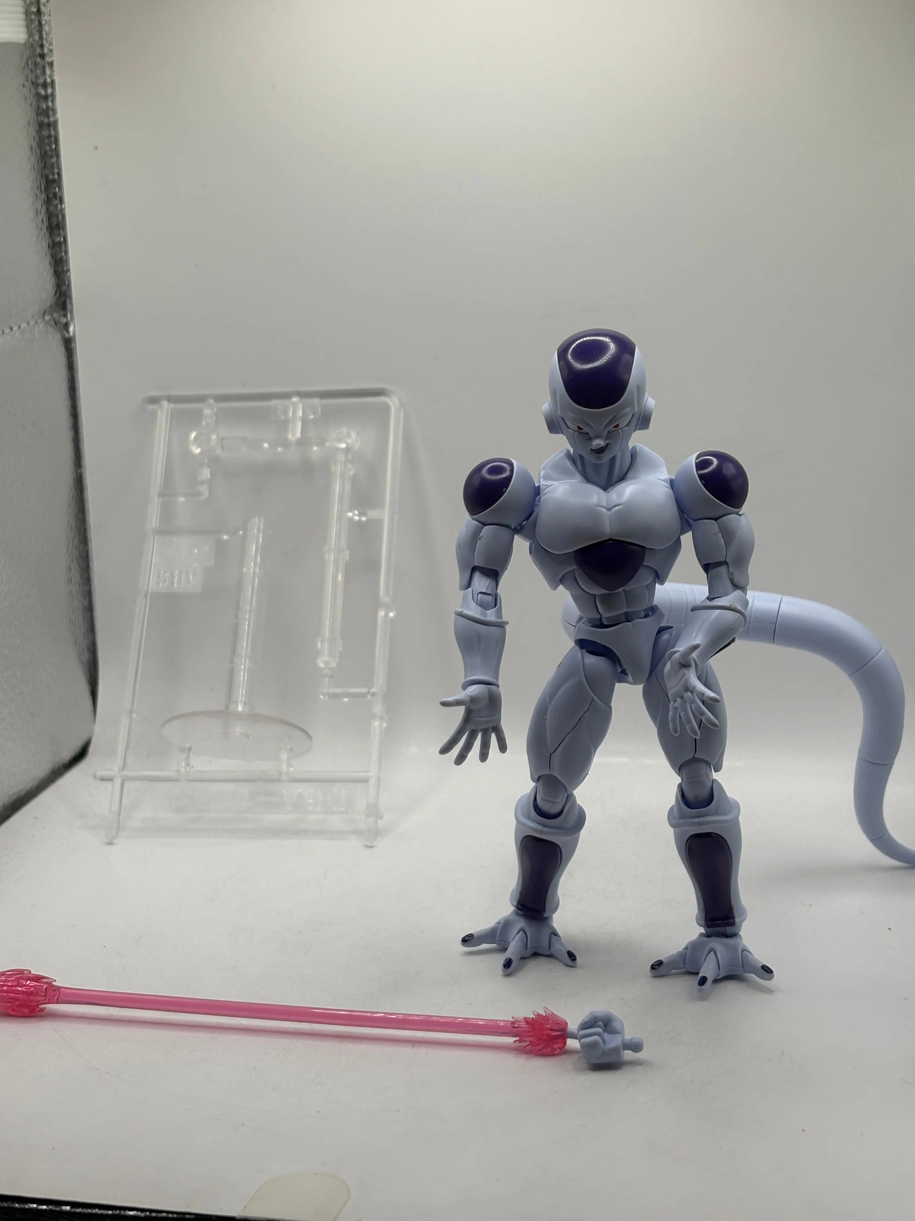 Bandai Figure-Rise Standard Dragon Ball Z Final Form Frieza Model Kit ...